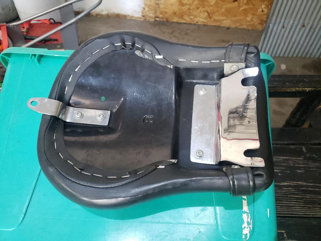 XH Motorcycles Forum - View Pictures For X trars backrest windshield ...